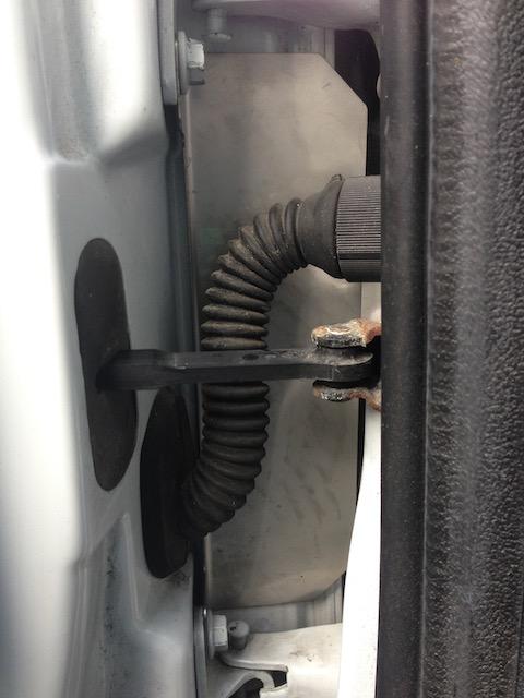 Ford Transit Connect Cab Loom Guard | Vanlocker | Van Security Experts ...