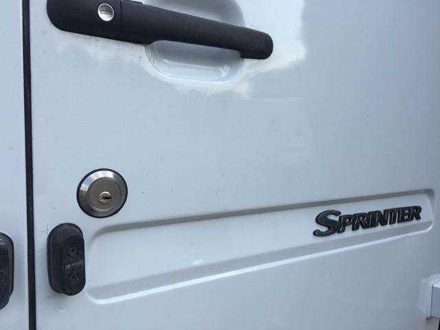 Mercedes Sprinter 95 Slamlocks | Vanlocker | Van Security Experts | UK ...