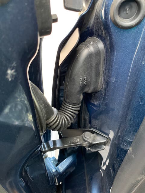 Ford Transit Custom cab Loom Guards | Vanlocker | Van Security Experts ...