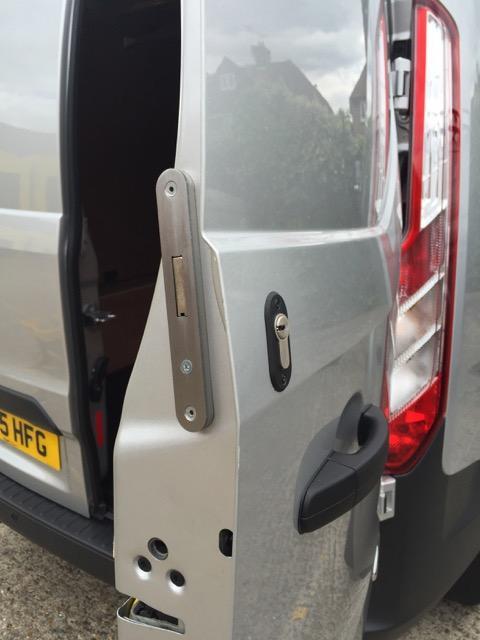 Ford Transit Custom Deadlocks | Vanlocker | Van Lock Experts | UK ...